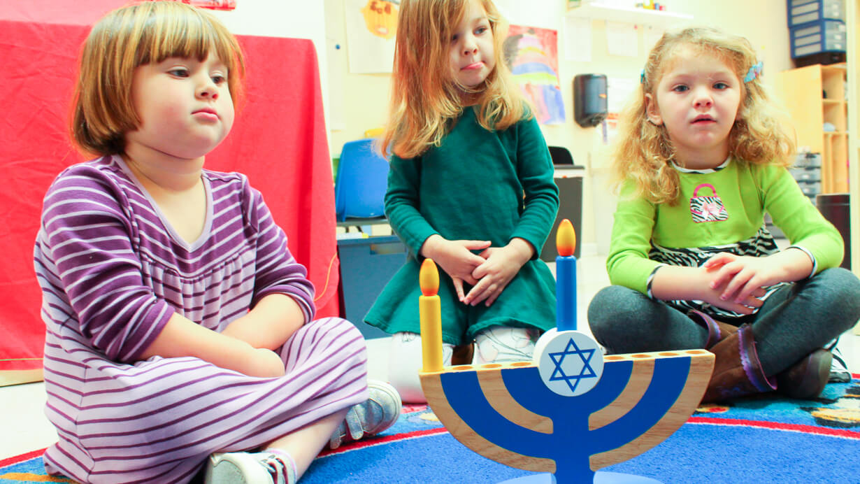 Primary Classrooms – Montessori Country Day